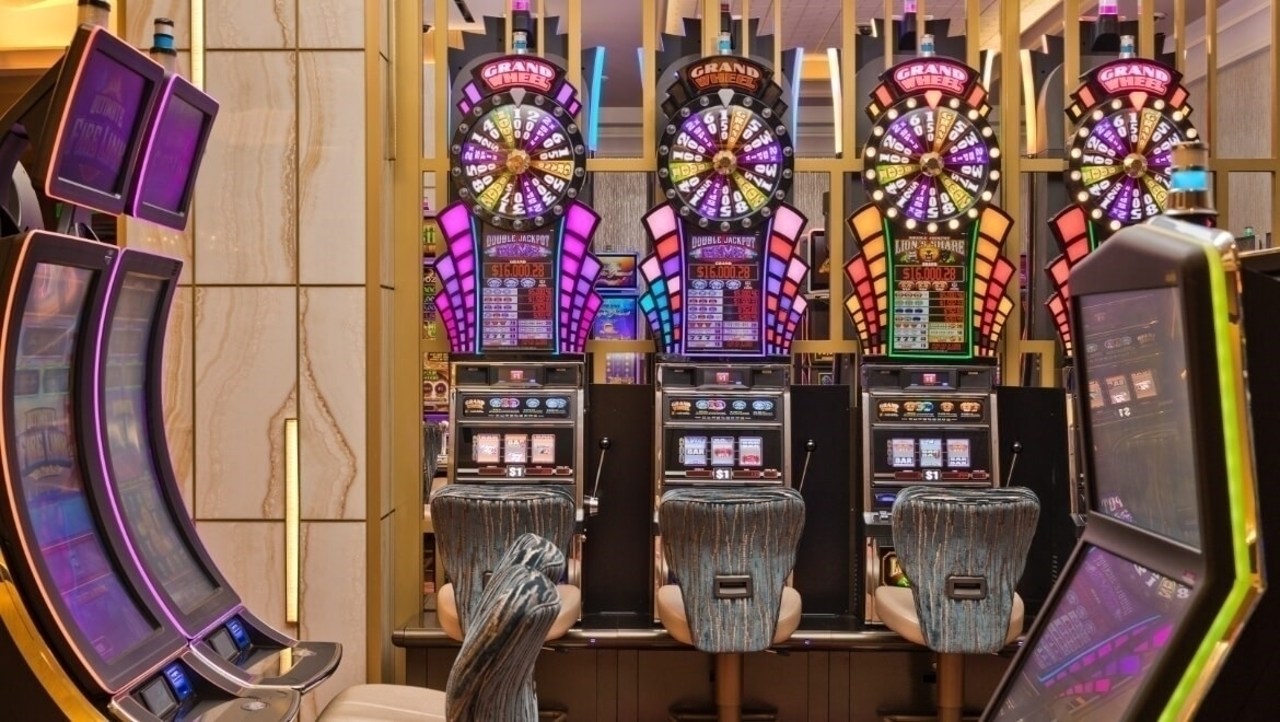 Stay and Play at Yaamava' Resort & Casino