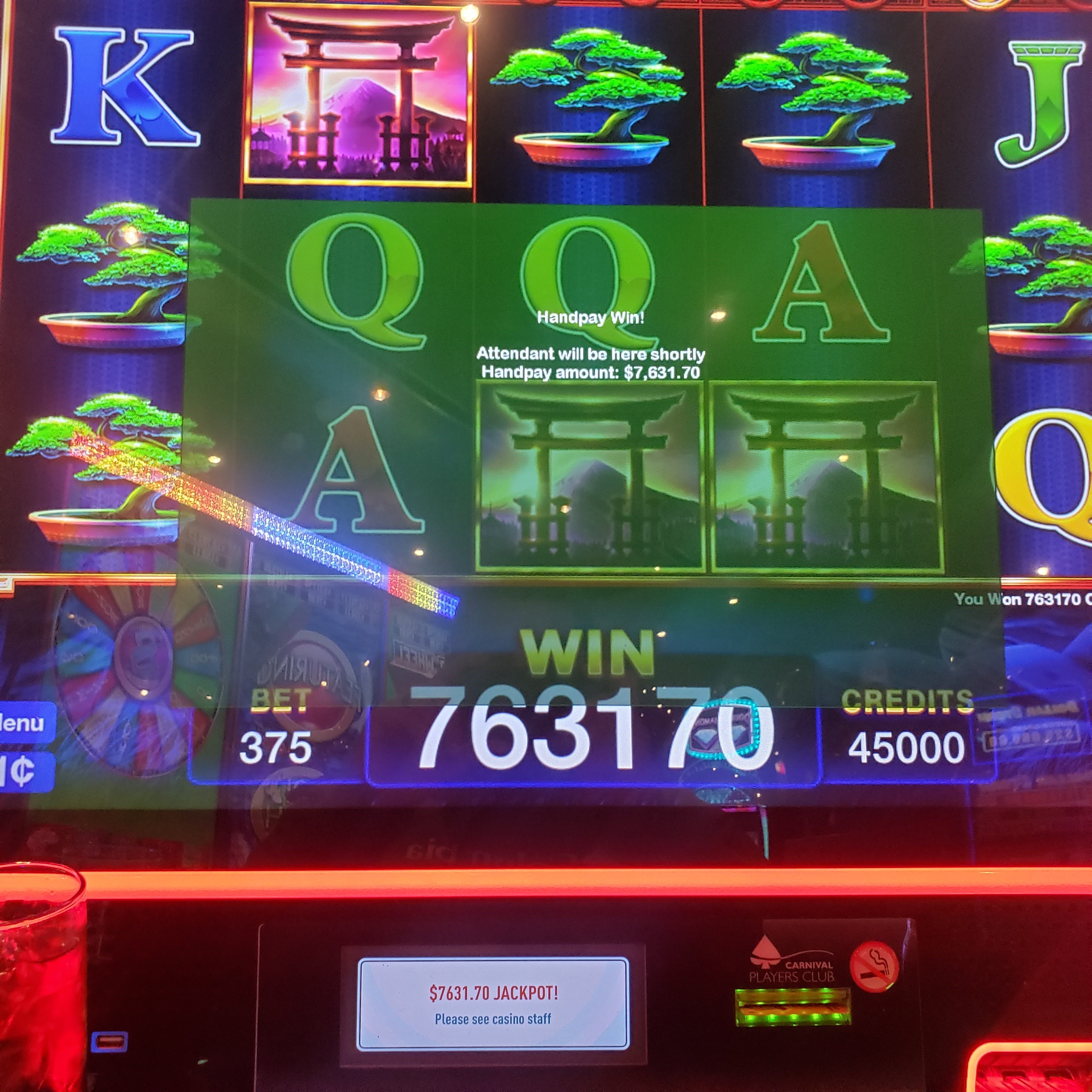 Slot Machines Onboard Carnival Magic Casino