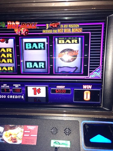 Hot Roll Big Time Payroll Slot Machine by IGT