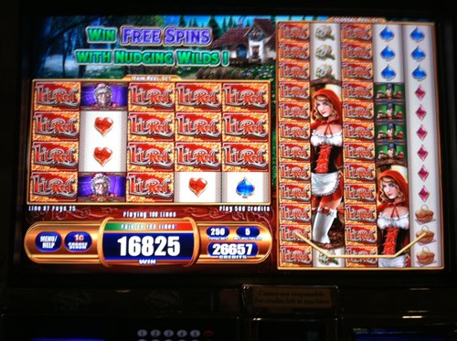 Lil Red Slot Machine by WMS