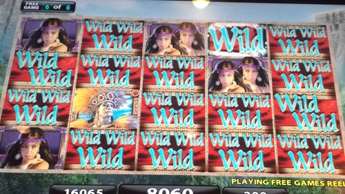 Midnight Eclipse Slot Machine by IGT