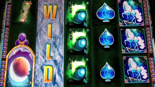 Crescent Moon Slot Machine by WMS