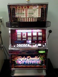 Fhp Double Hot Pepper Slot Machine by IGT